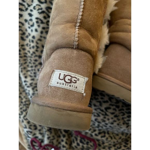 UGG | Shoes | Uggs Size 5 Women | Poshmark